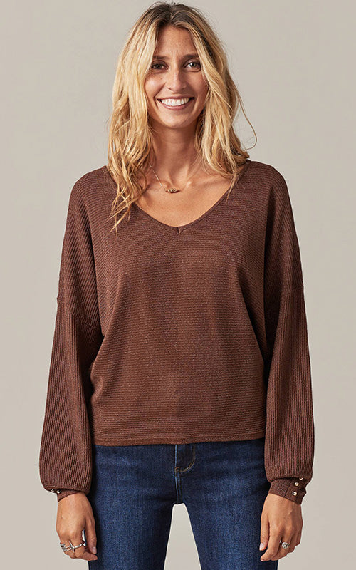 Deeluxe - light brown pullover- KIARA – Ques Boutiques